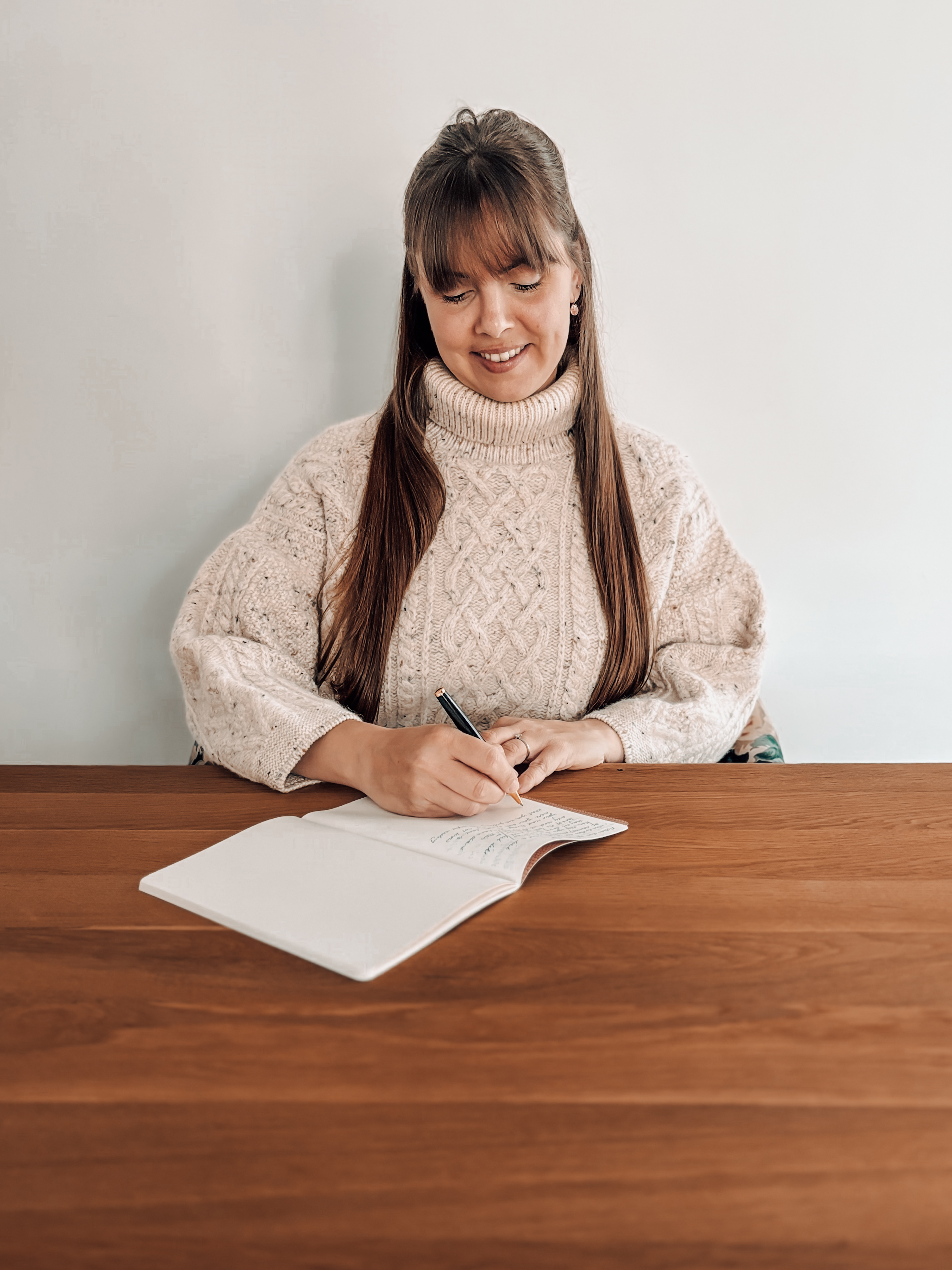 About Me – The Editorial Space